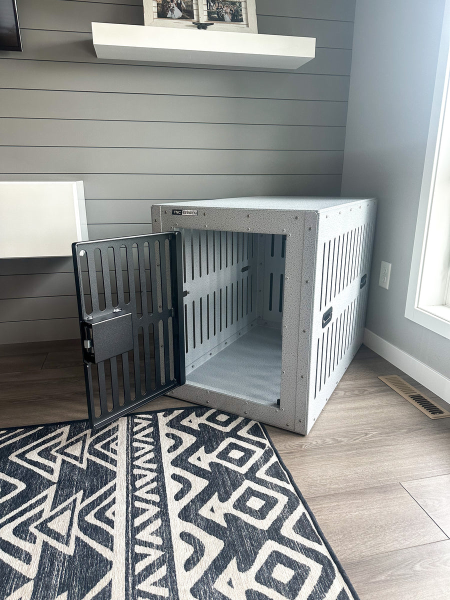 Single Door Crate - 30"L x 20"W x 23"H - SPECIAL OFFER – TNC Crates